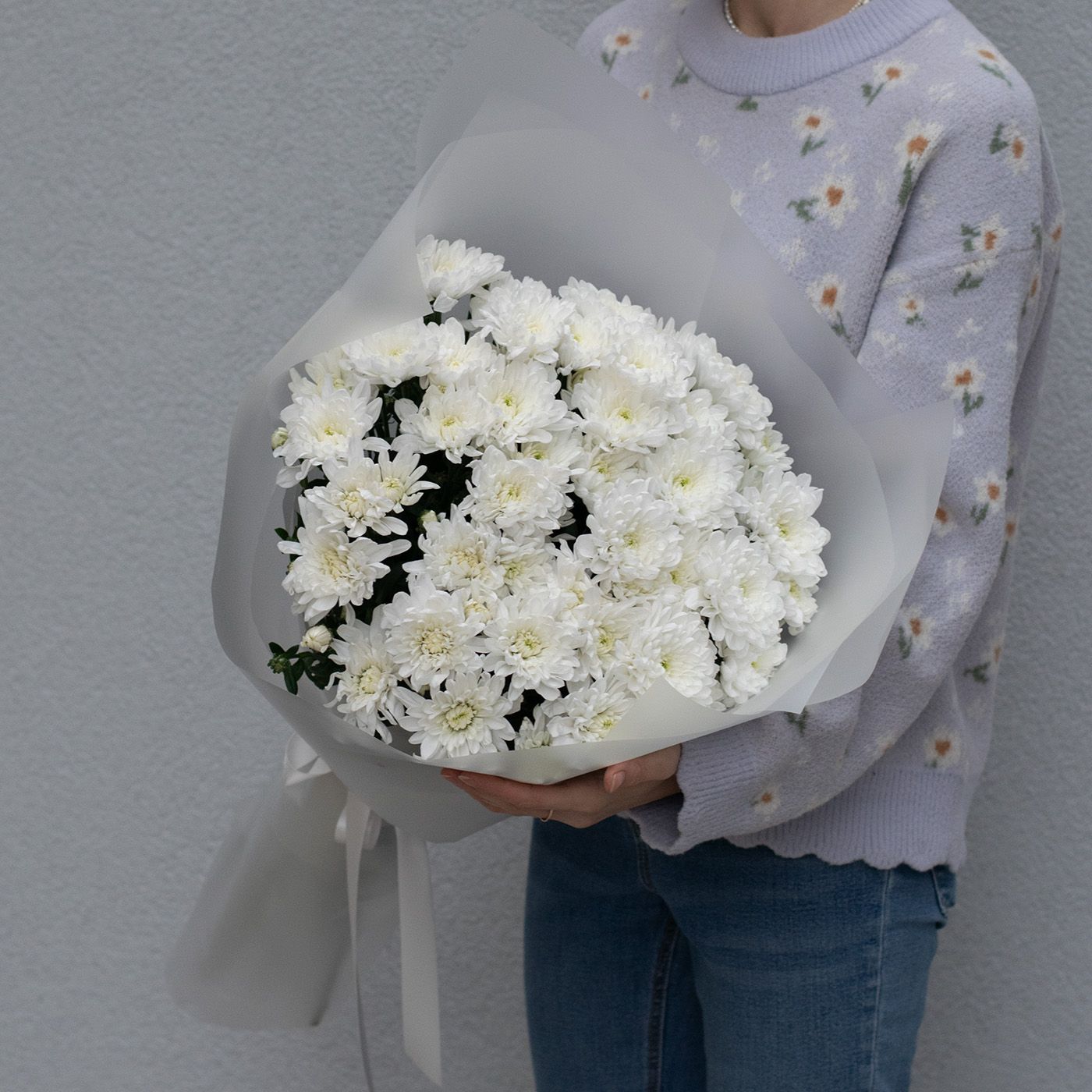 Buchet de crizanteme olandeze albe | Livrare în Moldova | MoonFlowers